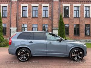 Grey Volvo XC90 2021 in Tallinn, with an engine capacity of 2.00 L and mileage of 141 thousand km for 34900 €, photo 3 on AUTOMOTO.COM.LV