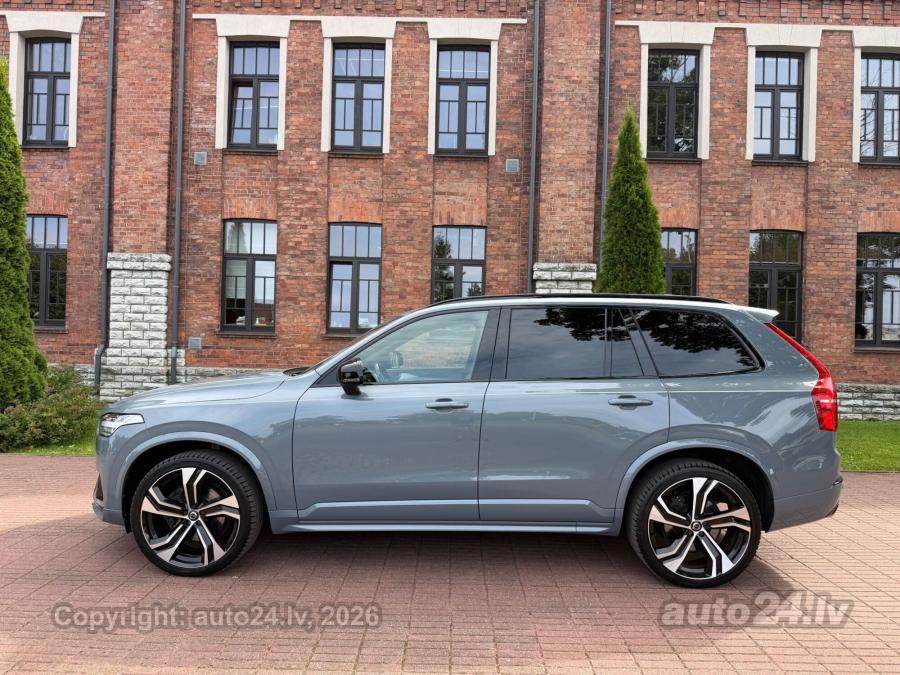 Grey Volvo XC90 2021 in Tallinn, with an engine capacity of 2.00 L and mileage of 141 thousand km for 34900 €, photo 11 on AUTOMOTO.COM.LV