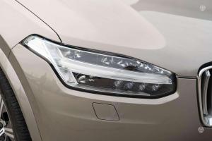 Pelēks Volvo XC90 2021 Viļņa, ar dzinēja tilpumu 1.97 L un nobraukumu 190 tūkst. km par 32790 €, foto 11 vietnē AUTOMOTO.COM.LV