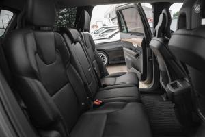 Pelēks Volvo XC90 2021 Viļņa, ar dzinēja tilpumu 1.97 L un nobraukumu 190 tūkst. km par 32790 €, foto 17 vietnē AUTOMOTO.COM.LV