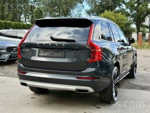 Grey Volvo XC90 2021 in Riga, with an engine capacity of 2.00 L and mileage of 0 thousand km for 34800 €, photo 4 on AUTOMOTO.COM.LV