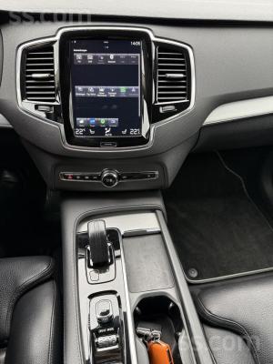 Grey Volvo XC90 2021 in Riga, with an engine capacity of 2.00 L and mileage of 0 thousand km for 34800 €, photo 14 on AUTOMOTO.COM.LV