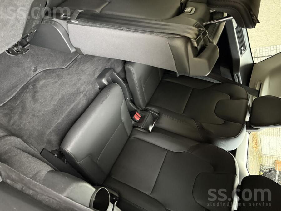 Grey Volvo XC90 2021 in Riga, with an engine capacity of 2.00 L and mileage of 0 thousand km for 34800 €, photo 18 on AUTOMOTO.COM.LV