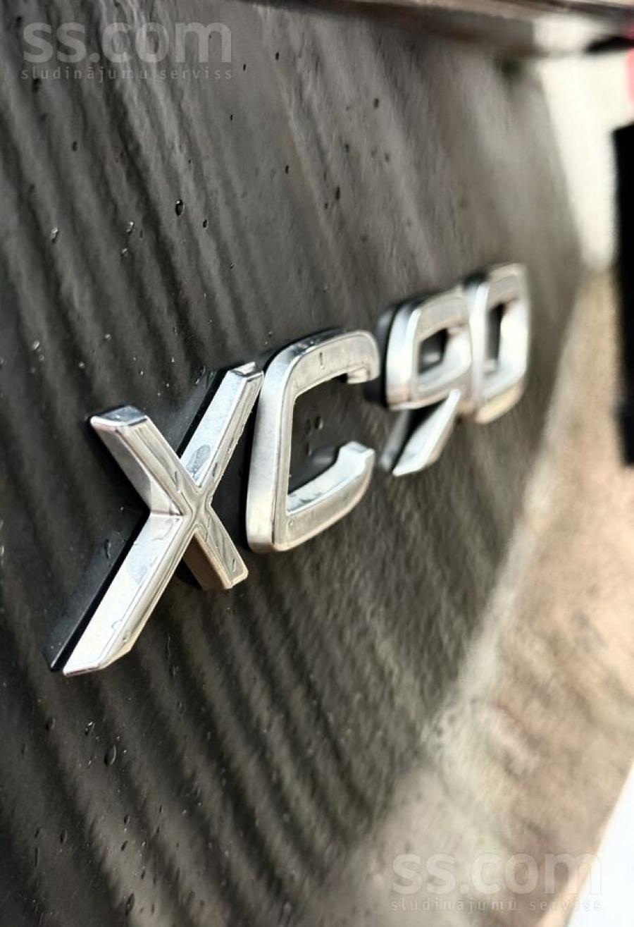 Grey Volvo XC90 2021 in Riga, with an engine capacity of 2.00 L and mileage of 0 thousand km for 34800 €, photo 29 on AUTOMOTO.COM.LV