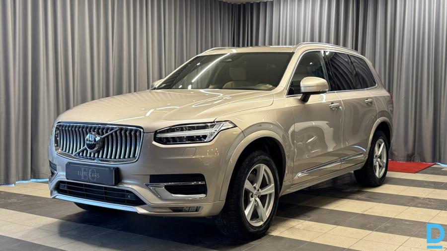 Pelēks Volvo XC90 2022 Mārupe, ar dzinēja tilpumu 2.00 L un nobraukumu 72 tūkst. km par 39990 €, foto 1 vietnē AUTOMOTO.COM.LV