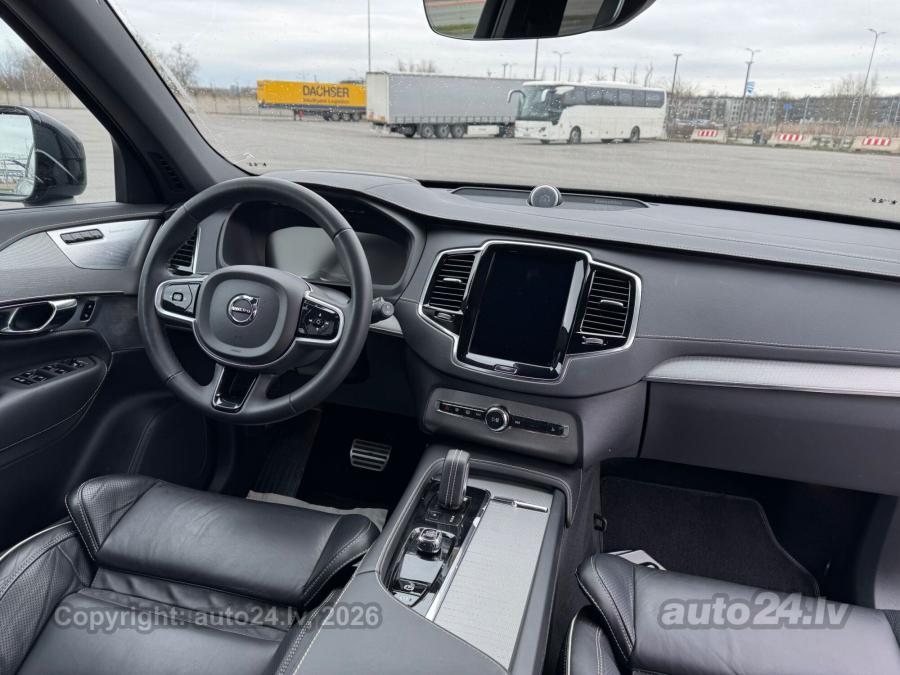 Pelēks Volvo XC90 2022 Tallina, ar dzinēja tilpumu 2.00 L un nobraukumu 142 tūkst. km par 39900 €, foto 10 vietnē AUTOMOTO.COM.LV