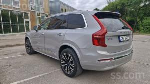 Pelēks Volvo XC90 2022 Saldus, ar dzinēja tilpumu 2.00 L un nobraukumu 80 tūkst. km par 47000 €, foto 5 vietnē AUTOMOTO.COM.LV