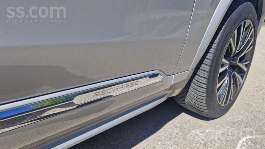 Pelēks Volvo XC90 2022 Saldus, ar dzinēja tilpumu 2.00 L un nobraukumu 80 tūkst. km par 47000 €, foto 16 vietnē AUTOMOTO.COM.LV