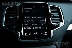 Pelēks Volvo XC90 2022 Rīga, ar dzinēja tilpumu 2.00 L un nobraukumu 85 tūkst. km par 40900 €, foto 21 vietnē AUTOMOTO.COM.LV