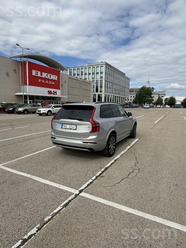 Pelēks Volvo XC90 2022 Rīga, ar dzinēja tilpumu 2.00 L un nobraukumu 65 tūkst. km par 45000 €, foto 4 vietnē AUTOMOTO.COM.LV