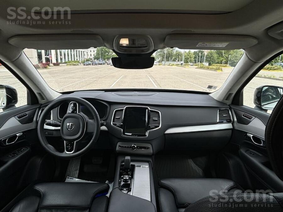 Grey Volvo XC90 2022 in Riga, with an engine capacity of 2.00 L and mileage of 65 thousand km for 45000 €, photo 7 on AUTOMOTO.COM.LV