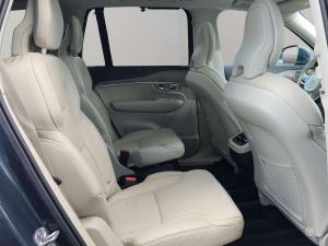 Grey Volvo XC90 2022 in Vilnius, with an engine capacity of 2.00 L and mileage of 103 thousand km for 31999 €, photo 12 on AUTOMOTO.COM.LV