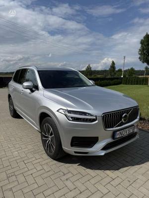 Grey Volvo XC90 2022 in Vilnius, with an engine capacity of 1.97 L and mileage of 124 thousand km for 45980 €, photo 3 on AUTOMOTO.COM.LV
