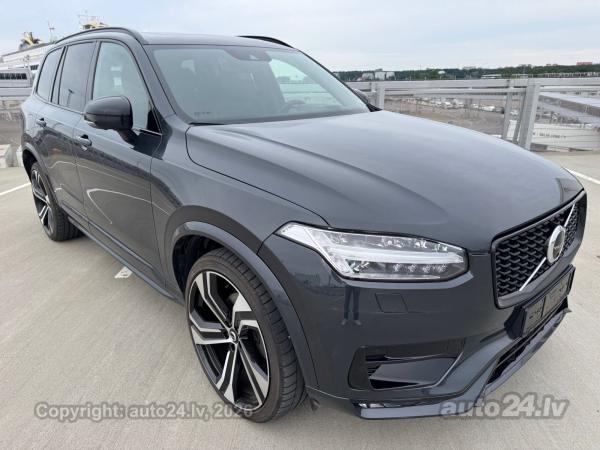 Grey Volvo XC90 2022 in Tallinn, with an engine capacity of 2.00 L and mileage of 142 thousand km for 38990 €, photo 1 on AUTOMOTO.COM.LV