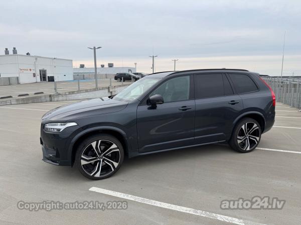 Grey Volvo XC90 2022 in Tallinn, with an engine capacity of 2.00 L and mileage of 142 thousand km for 38990 €, photo 5 on AUTOMOTO.COM.LV