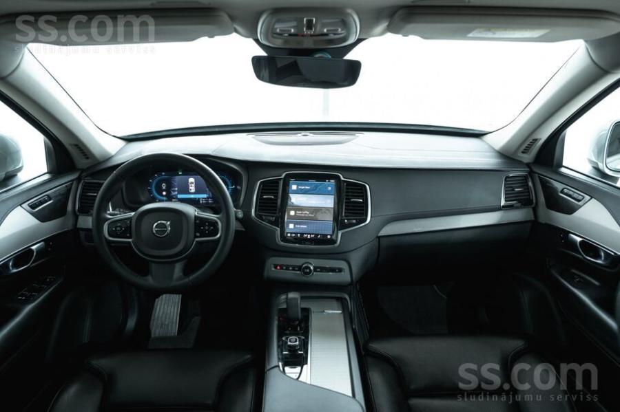 Grey Volvo XC90 2022 in Riga, with an engine capacity of 2.00 L and mileage of 81 thousand km for 45500 €, photo 5 on AUTOMOTO.COM.LV