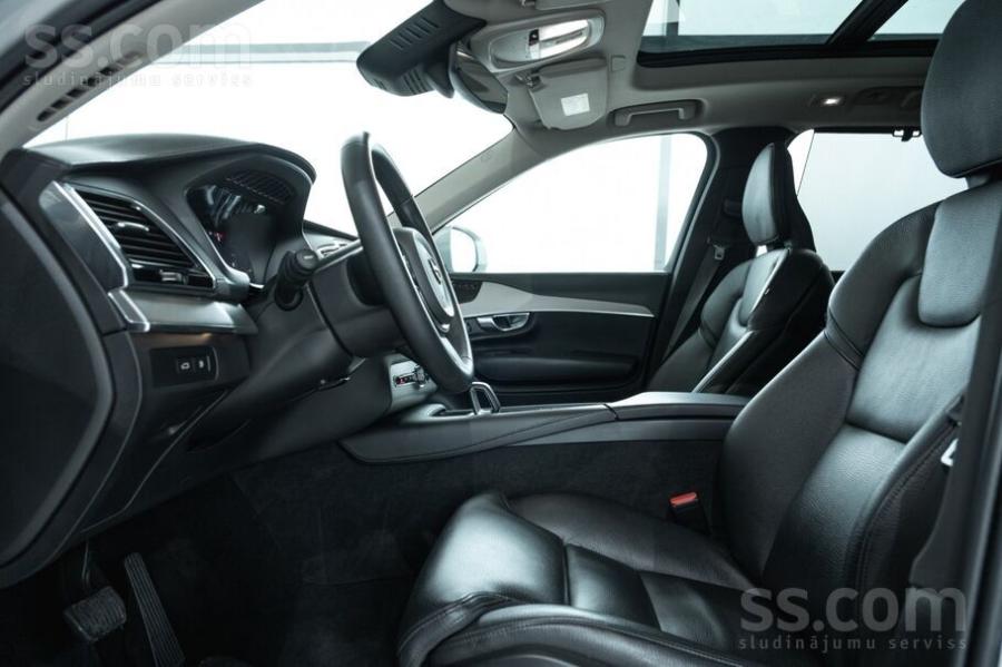 Grey Volvo XC90 2022 in Riga, with an engine capacity of 2.00 L and mileage of 81 thousand km for 45500 €, photo 6 on AUTOMOTO.COM.LV