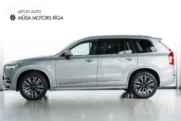 Grey Volvo XC90 2022 in Riga, with an engine capacity of 2.00 L and mileage of 81 thousand km for 45500 €, photo 9 on AUTOMOTO.COM.LV