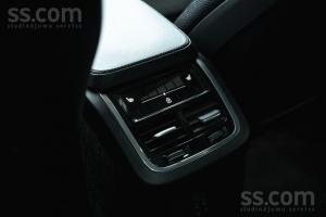 Grey Volvo XC90 2022 in Riga, with an engine capacity of 2.00 L and mileage of 81 thousand km for 45500 €, photo 18 on AUTOMOTO.COM.LV