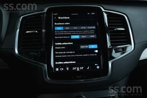 Grey Volvo XC90 2022 in Riga, with an engine capacity of 2.00 L and mileage of 81 thousand km for 45500 €, photo 21 on AUTOMOTO.COM.LV