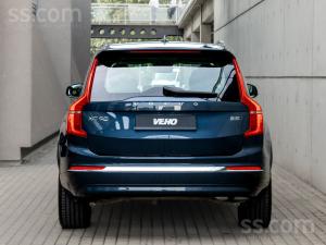 Grey Volvo XC90 2022 in Riga, with an engine capacity of 2.00 L and mileage of 93 thousand km for 38900 €, photo 7 on AUTOMOTO.COM.LV