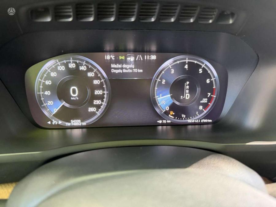 Pelēks Volvo XC90 2022 Viļņa, ar dzinēja tilpumu 1.97 L un nobraukumu 54 tūkst. km par 25500 €, foto 5 vietnē AUTOMOTO.COM.LV