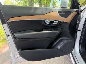 Pelēks Volvo XC90 2022 Viļņa, ar dzinēja tilpumu 1.97 L un nobraukumu 54 tūkst. km par 25500 €, foto 6 vietnē AUTOMOTO.COM.LV