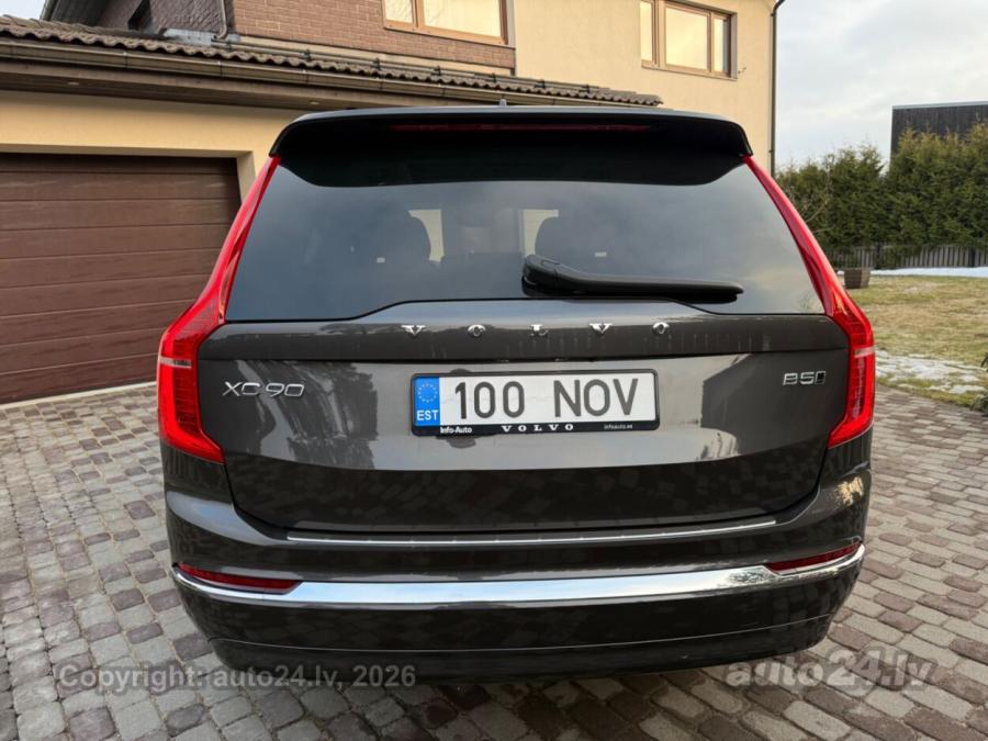 Pelēks Volvo XC90 2023 Tallina, ar dzinēja tilpumu 2.00 L un nobraukumu 60 tūkst. km par 63990 €, foto 5 vietnē AUTOMOTO.COM.LV