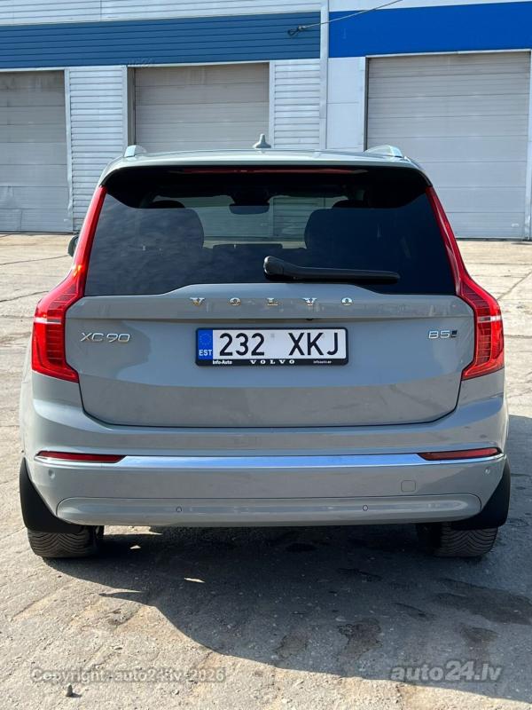 Pelēks Volvo XC90 2023 Tartu, ar dzinēja tilpumu 2.00 L un nobraukumu 74 tūkst. km par 64900 €, foto 3 vietnē AUTOMOTO.COM.LV