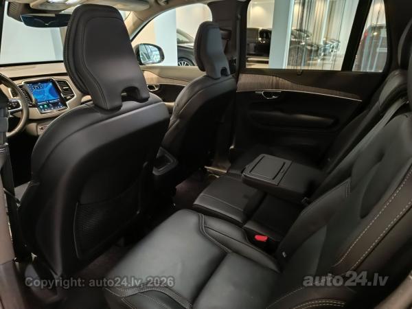 Grey Volvo XC90 2023 in Tallinn, with an engine capacity of 2.00 L and mileage of 78 thousand km for 55990 €, photo 7 on AUTOMOTO.COM.LV