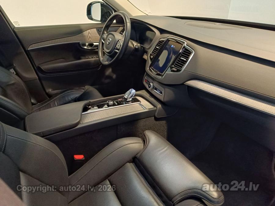 Pelēks Volvo XC90 2023 Tallina, ar dzinēja tilpumu 2.00 L un nobraukumu 78 tūkst. km par 55990 €, foto 9 vietnē AUTOMOTO.COM.LV