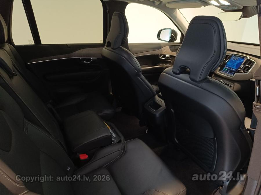 Pelēks Volvo XC90 2023 Tallina, ar dzinēja tilpumu 2.00 L un nobraukumu 78 tūkst. km par 55990 €, foto 10 vietnē AUTOMOTO.COM.LV