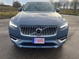 Grey Volvo XC90 2023 in Druskininkai, with an engine capacity of 2.00 L and mileage of 45 thousand km for 44150 €, photo  on AUTOMOTO.COM.LV