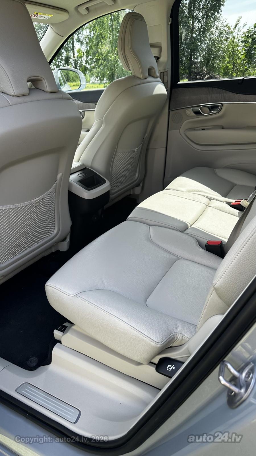 Pelēks Volvo XC90 2023 Tartu, ar dzinēja tilpumu 2.00 L un nobraukumu 57 tūkst. km par 49500 €, foto 13 vietnē AUTOMOTO.COM.LV