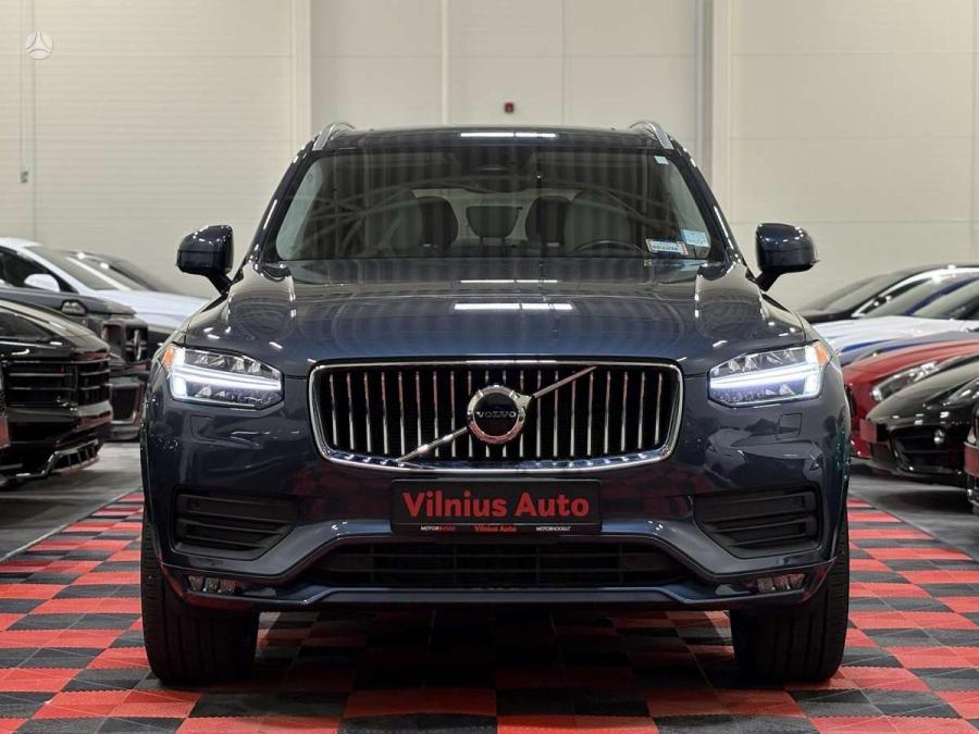Pelēks Volvo XC90 2023 Viļņa, ar dzinēja tilpumu 1.97 L un nobraukumu 32 tūkst. km par 37990 €, foto 3 vietnē AUTOMOTO.COM.LV