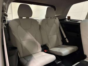 Pelēks Volvo XC90 2023 Viļņa, ar dzinēja tilpumu 1.97 L un nobraukumu 32 tūkst. km par 37990 €, foto 33 vietnē AUTOMOTO.COM.LV