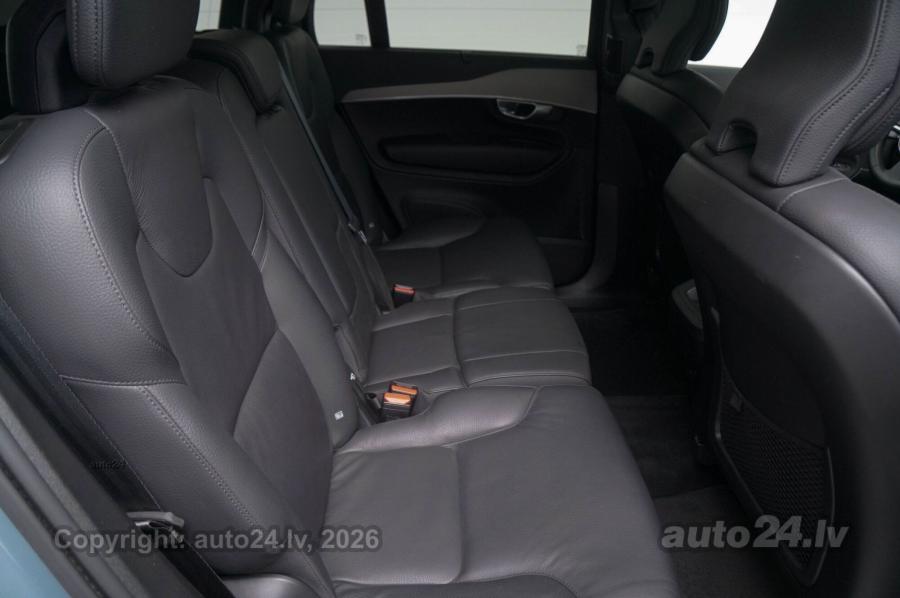Pelēks Volvo XC90 2023 Tallina, ar dzinēja tilpumu 2.00 L un nobraukumu 83 tūkst. km par 53990 €, foto 13 vietnē AUTOMOTO.COM.LV