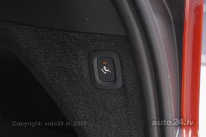 Pelēks Volvo XC90 2023 Tallina, ar dzinēja tilpumu 2.00 L un nobraukumu 83 tūkst. km par 53990 €, foto 16 vietnē AUTOMOTO.COM.LV