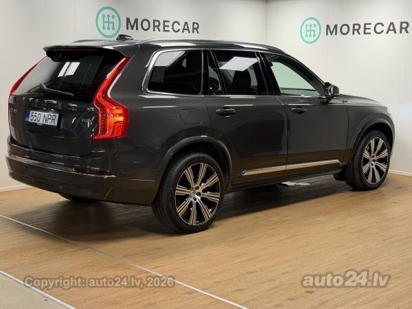 Pelēks Volvo XC90 2023 Tallina, ar dzinēja tilpumu 2.00 L un nobraukumu 67 tūkst. km par 59985 €, foto 2 vietnē AUTOMOTO.COM.LV