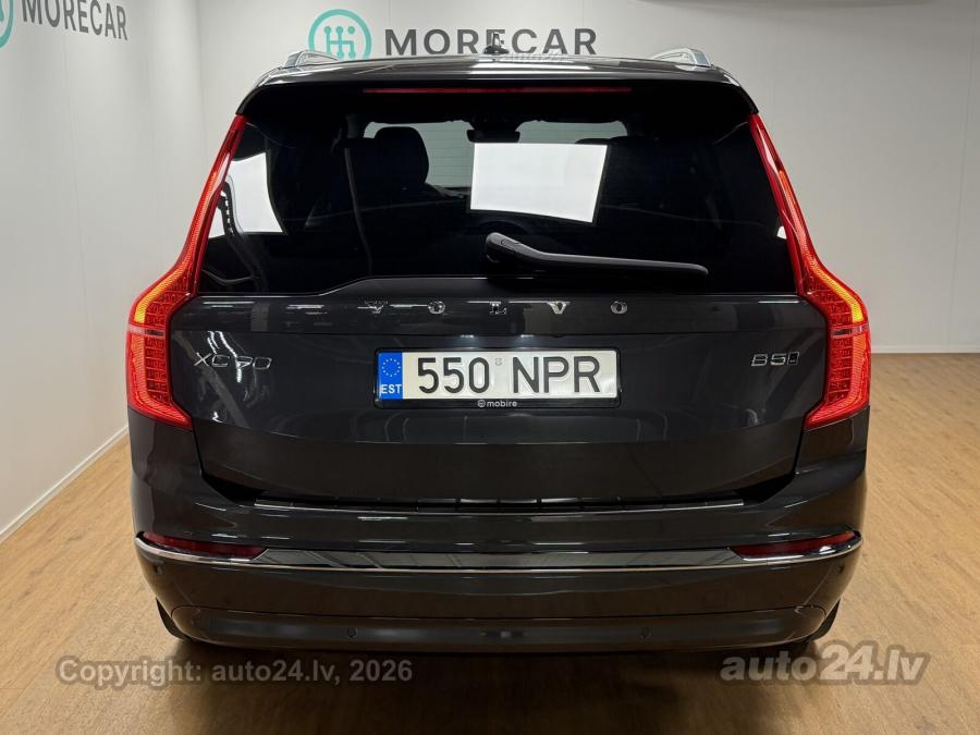 Pelēks Volvo XC90 2023 Tallina, ar dzinēja tilpumu 2.00 L un nobraukumu 67 tūkst. km par 59985 €, foto 7 vietnē AUTOMOTO.COM.LV