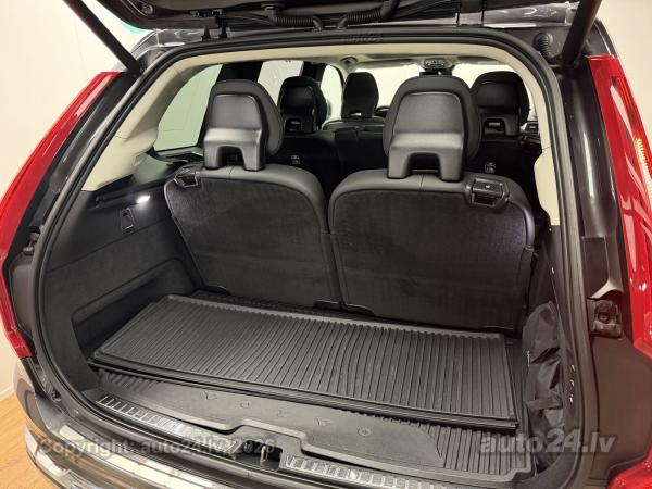 Pelēks Volvo XC90 2023 Tallina, ar dzinēja tilpumu 2.00 L un nobraukumu 67 tūkst. km par 59985 €, foto 8 vietnē AUTOMOTO.COM.LV