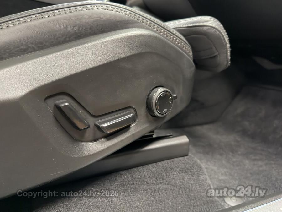 Pelēks Volvo XC90 2023 Tallina, ar dzinēja tilpumu 2.00 L un nobraukumu 67 tūkst. km par 59985 €, foto 25 vietnē AUTOMOTO.COM.LV