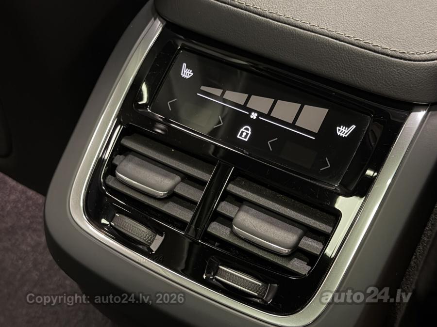 Pelēks Volvo XC90 2023 Tallina, ar dzinēja tilpumu 2.00 L un nobraukumu 67 tūkst. km par 59985 €, foto 26 vietnē AUTOMOTO.COM.LV