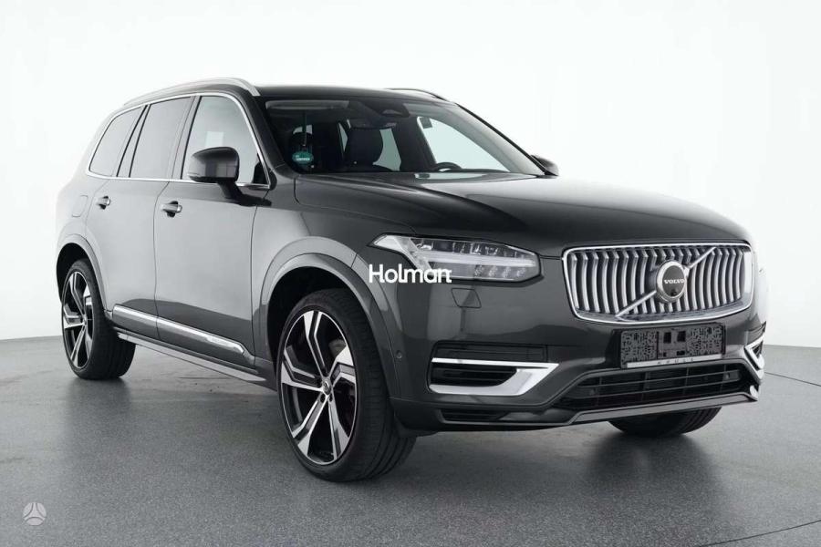 Grey Volvo XC90 2023 in Vilnius, with an engine capacity of 1.97 L and mileage of 69 thousand km for 53640 €, photo 4 on AUTOMOTO.COM.LV
