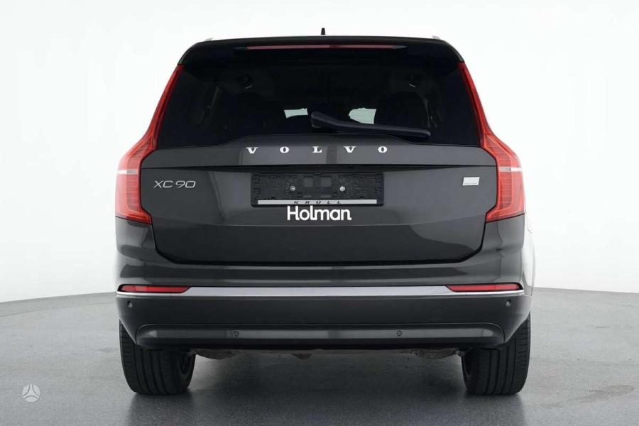 Grey Volvo XC90 2023 in Vilnius, with an engine capacity of 1.97 L and mileage of 69 thousand km for 53640 €, photo 6 on AUTOMOTO.COM.LV