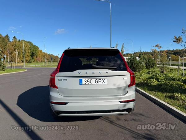 Grey Volvo XC90 2023 in Tallinn, with an engine capacity of 2.00 L and mileage of 56 thousand km for 59500 €, photo 5 on AUTOMOTO.COM.LV