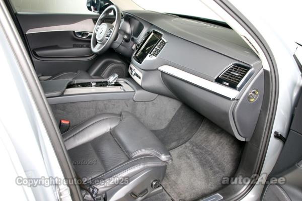 Pelēks Volvo XC90 2024 Tallina, ar dzinēja tilpumu 2.00 L un nobraukumu 13 tūkst. km par 72990 €, foto 9 vietnē AUTOMOTO.COM.LV
