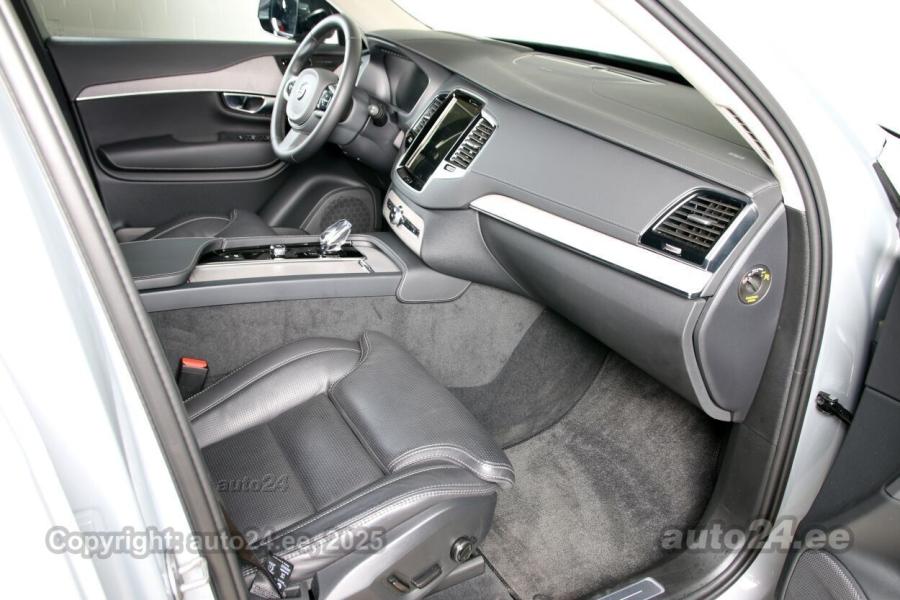 Pelēks Volvo XC90 2024 Tallina, ar dzinēja tilpumu 2.00 L un nobraukumu 13 tūkst. km par 72990 €, foto 9 vietnē AUTOMOTO.COM.LV