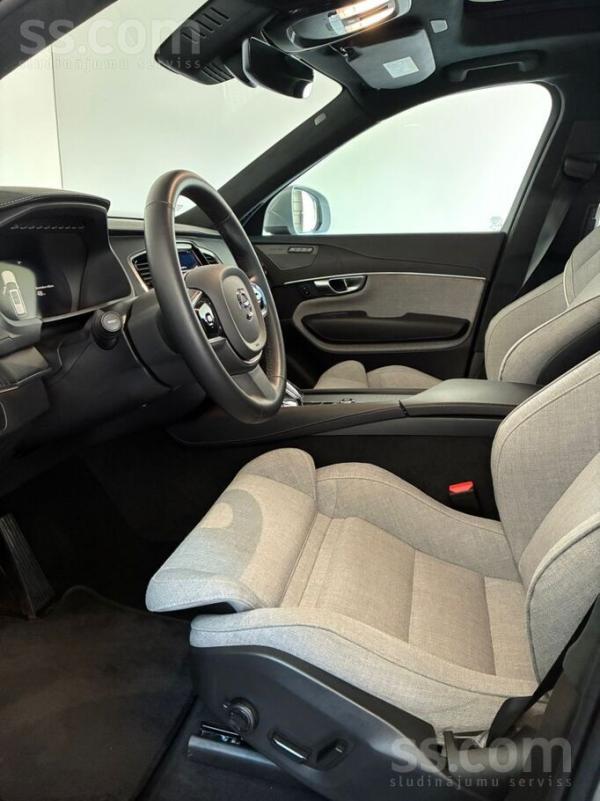 Pelēks Volvo XC90 2024 Rīga, ar dzinēja tilpumu 2.00 L un nobraukumu 45 tūkst. km par 58500 €, foto 7 vietnē AUTOMOTO.COM.LV