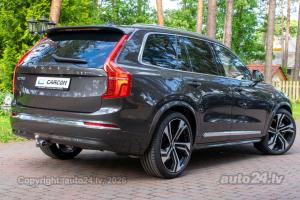 Pelēks Volvo XC90 2024 Tallina, ar dzinēja tilpumu 2.00 L un nobraukumu 8 tūkst. km par 72990 €, foto 3 vietnē AUTOMOTO.COM.LV